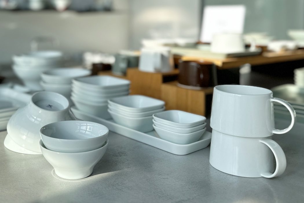企画展「← 有田HOUEN のその先へ Fita / Rin / Hineri / Mizutama」展示レポート | 有田焼・波佐見焼の ...